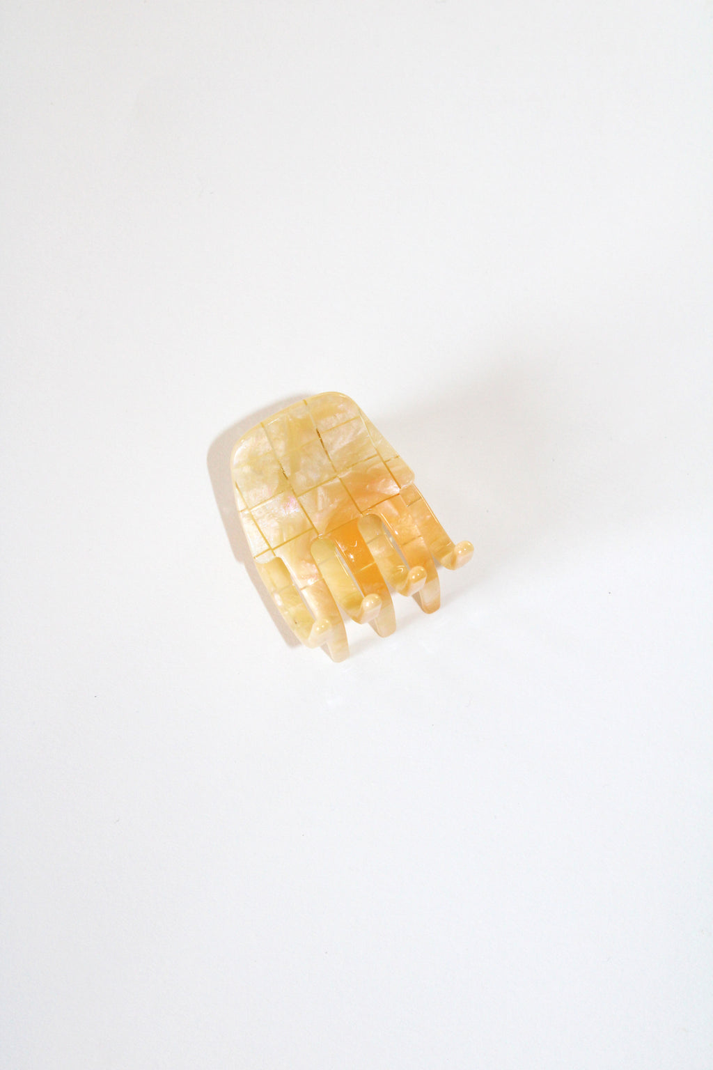 Mini Claw in Sea Shell Checker – Takara Design